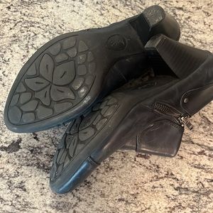 boc | Shoes | Boc Born Concept Black Leather Ankle Boots Womans Size 9 ...